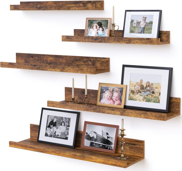 22 Stunning Over The Couch Decor Ideas You Can Easily Recreate - Life ...